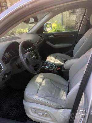 Audi Q5 2009 Rīga, ar dzinēja tilpumu 3.20 L un nobraukumu 297 tūkst. km par 6500 €, foto 16 vietnē AUTOMOTO.COM.LV
