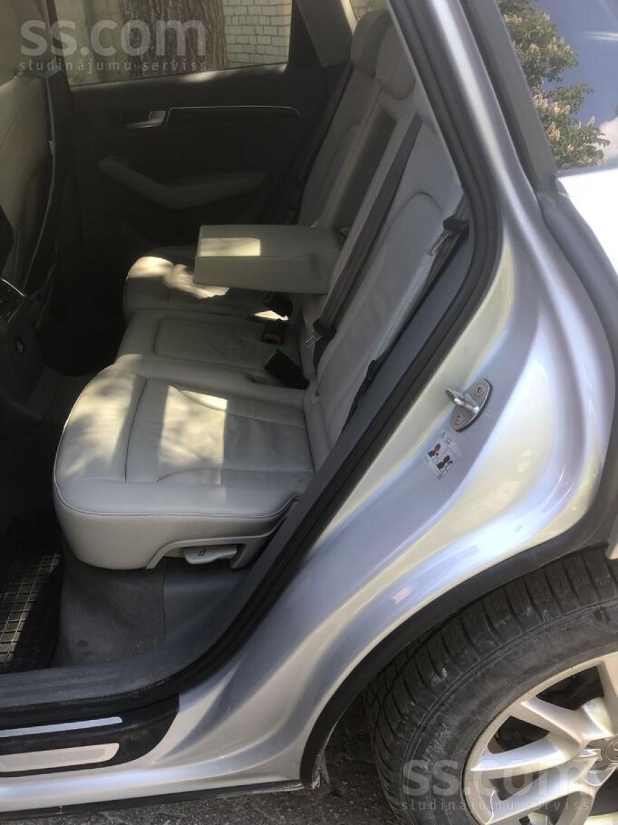 Audi Q5 2009 Rīga, ar dzinēja tilpumu 3.20 L un nobraukumu 297 tūkst. km par 6500 €, foto 23 vietnē AUTOMOTO.COM.LV