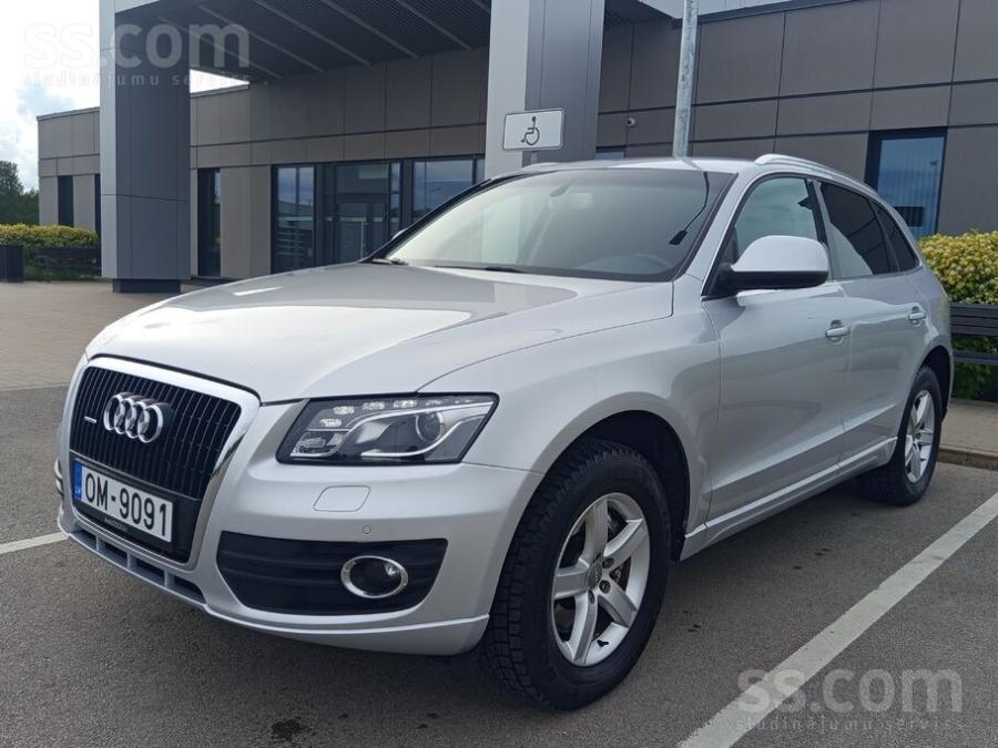 Audi Q5 2009 in Tukums, with an engine capacity of 3.00 L and mileage of 336 thousand km for 7750 €, photo 4 on AUTOMOTO.COM.LV