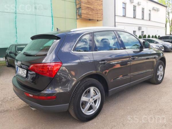 Audi Q5 2009 in Daugavpils, with an engine capacity of 3.00 L and mileage of 0 thousand km for 9250 €, photo 4 on AUTOMOTO.COM.LV