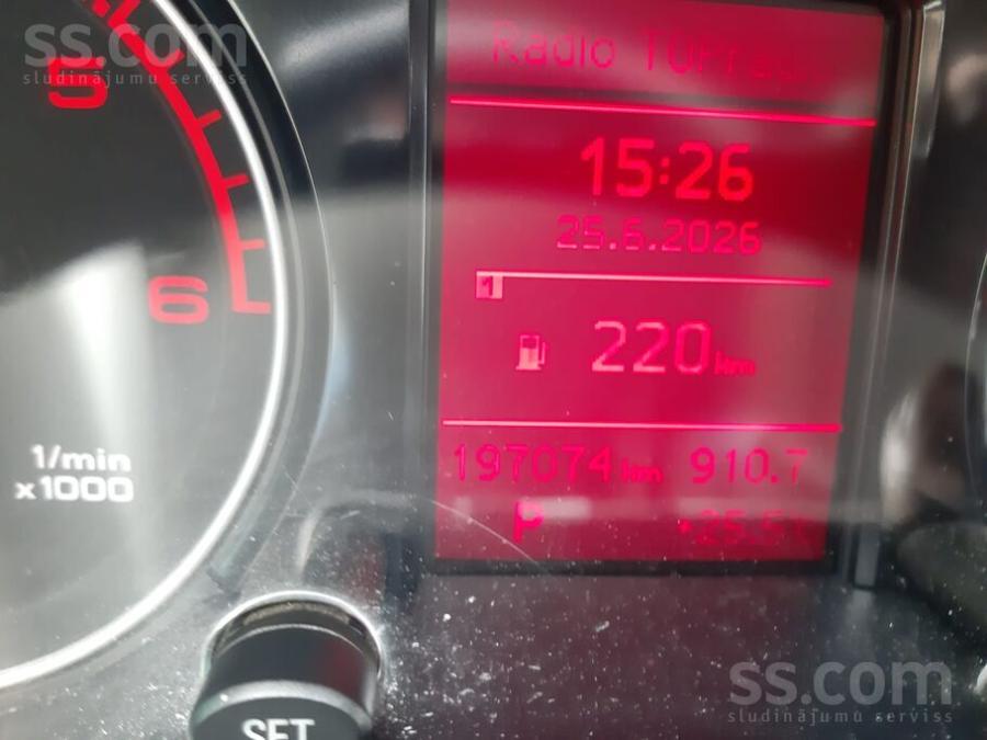 Audi Q5 2009 Daugavpils, ar dzinēja tilpumu 3.00 L un nobraukumu 0 tūkst. km par 9250 €, foto 19 vietnē AUTOMOTO.COM.LV