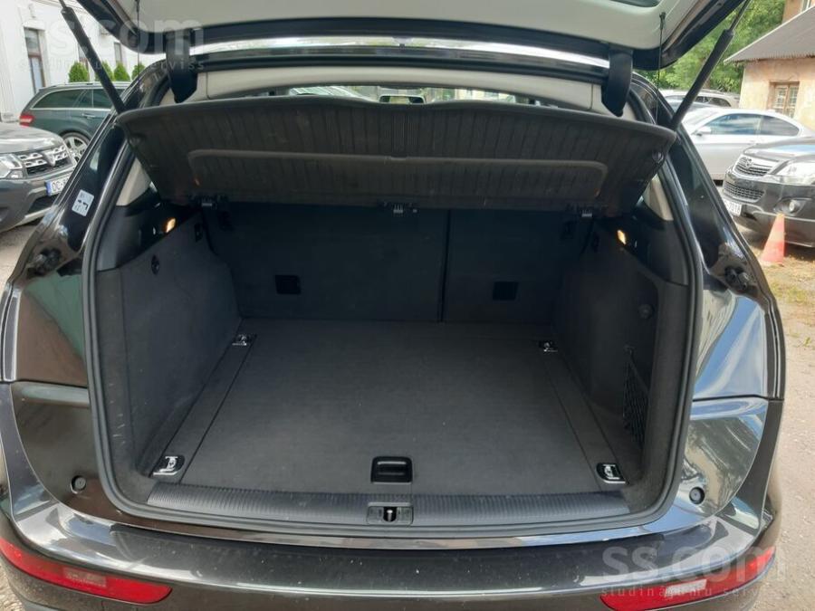 Audi Q5 2009 Daugavpils, ar dzinēja tilpumu 3.00 L un nobraukumu 0 tūkst. km par 9250 €, foto 25 vietnē AUTOMOTO.COM.LV