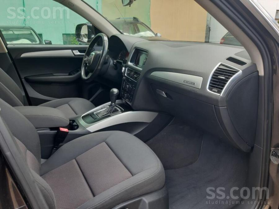 Audi Q5 2009 Daugavpils, ar dzinēja tilpumu 3.00 L un nobraukumu 0 tūkst. km par 9250 €, foto 27 vietnē AUTOMOTO.COM.LV