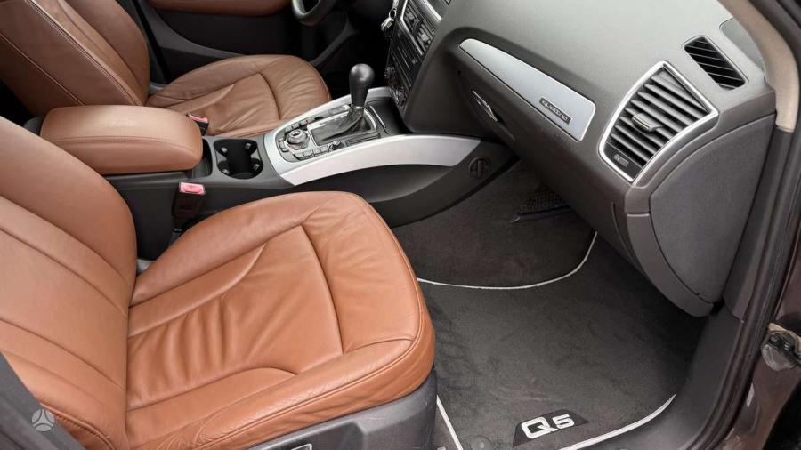 Audi Q5 2009 Ukmergė, ar dzinēja tilpumu 1.98 L un nobraukumu 268 tūkst. km par 6750 €, foto 16 vietnē AUTOMOTO.COM.LV