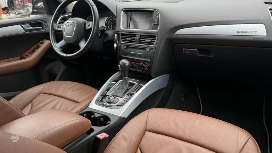 Audi Q5 2009 Ukmergė, ar dzinēja tilpumu 1.98 L un nobraukumu 268 tūkst. km par 6750 €, foto 17 vietnē AUTOMOTO.COM.LV