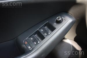 Audi Q5 2009 in Riga, with an engine capacity of 2.00 L and mileage of 355 thousand km for 7900 €, photo 15 on AUTOMOTO.COM.LV