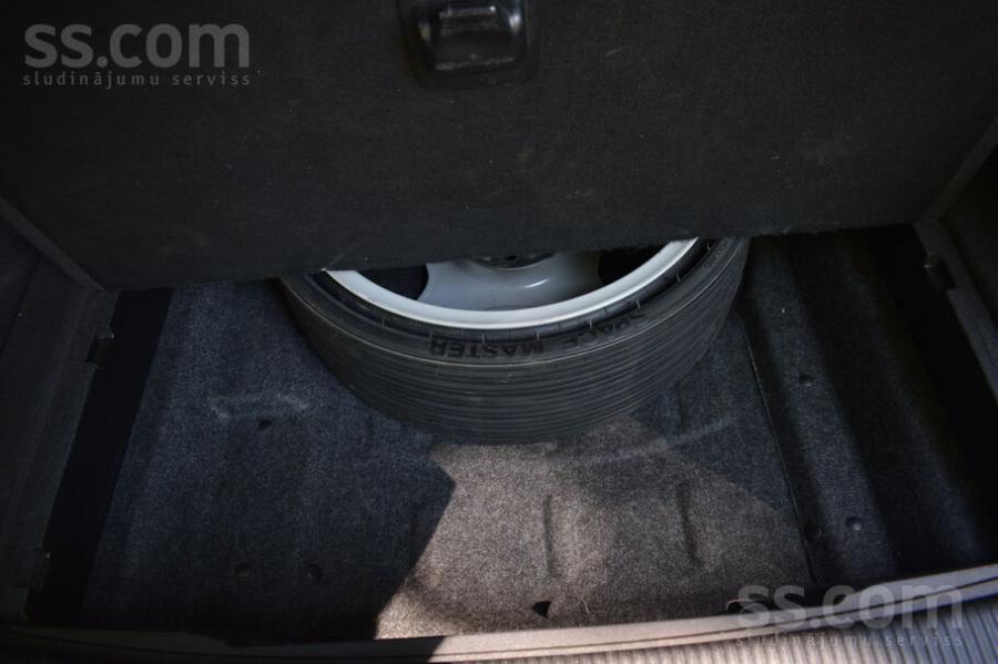 Audi Q5 2009 in Riga, with an engine capacity of 2.00 L and mileage of 355 thousand km for 7900 €, photo 19 on AUTOMOTO.COM.LV