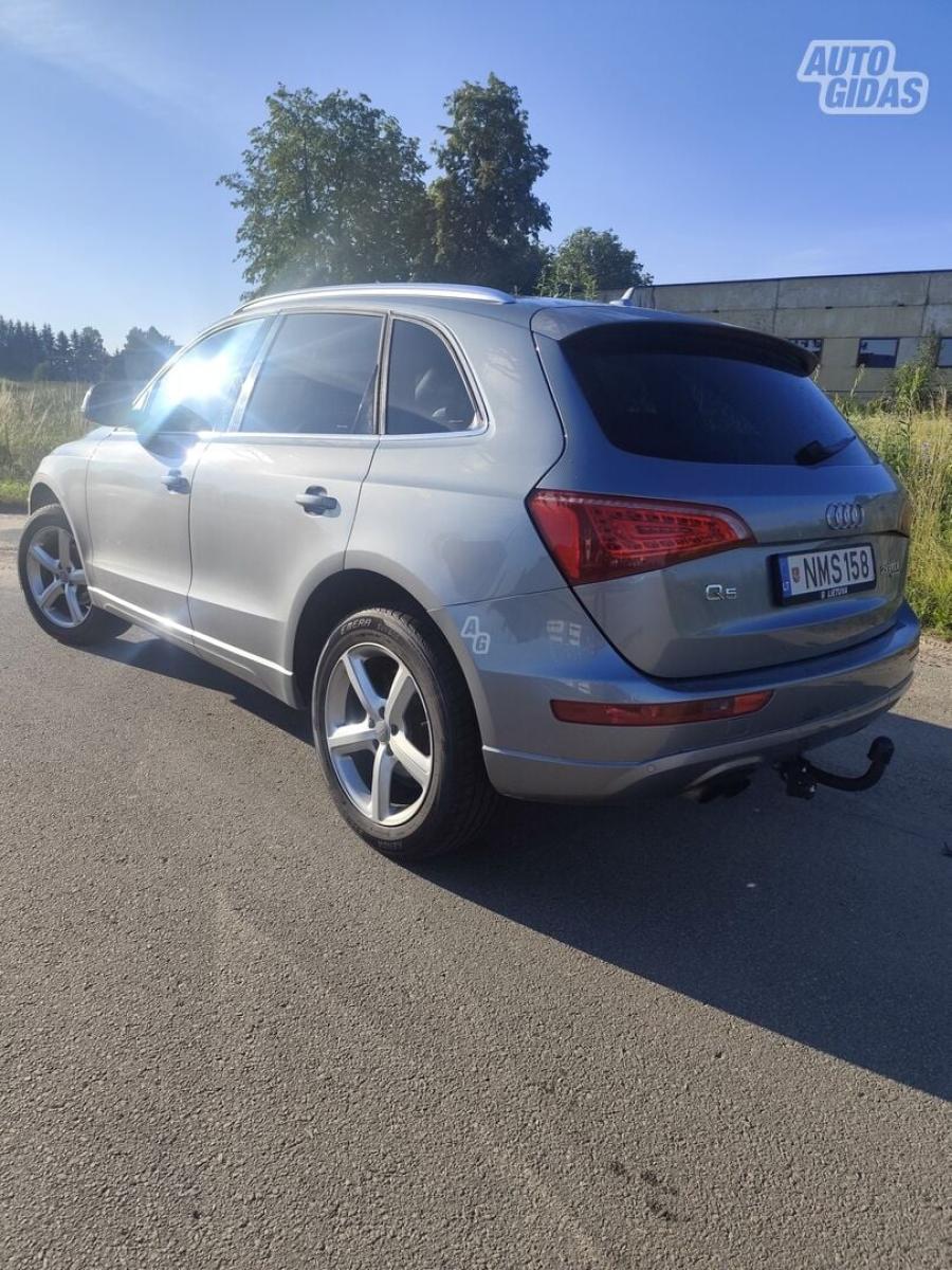 Audi Q5 2009 Alīta, ar dzinēja tilpumu 2.00 L un nobraukumu 420 tūkst. km par 8500 €, foto 7 vietnē AUTOMOTO.COM.LV