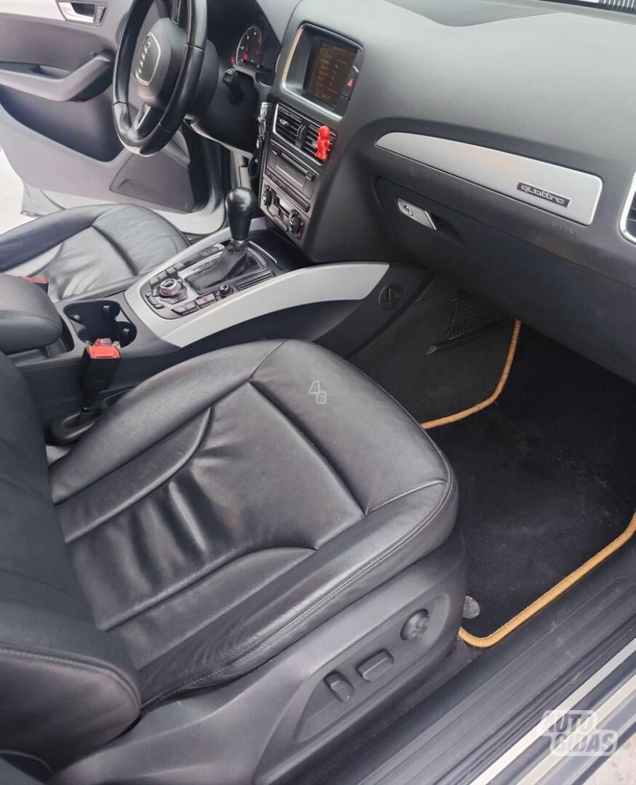Audi Q5 2009 Alīta, ar dzinēja tilpumu 2.00 L un nobraukumu 420 tūkst. km par 8500 €, foto 11 vietnē AUTOMOTO.COM.LV
