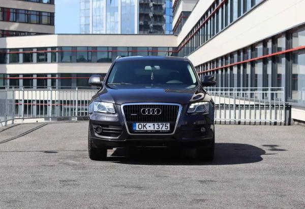 Audi Q5 2009 in Riga, with an engine capacity of 3.00 L and mileage of 298 thousand km for 5580 €, photo 2 on AUTOMOTO.COM.LV