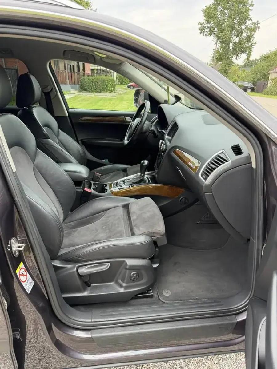 Audi Q5 2009 in Ventspils, with an engine capacity of 3.00 L and mileage of 286 thousand km for 9500 €, photo 12 on AUTOMOTO.COM.LV
