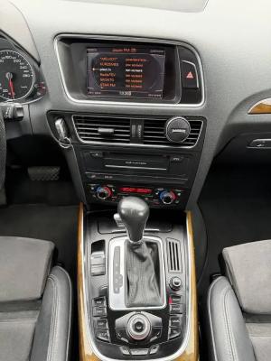 Audi Q5 2009 in Ventspils, with an engine capacity of 3.00 L and mileage of 286 thousand km for 9500 €, photo 22 on AUTOMOTO.COM.LV