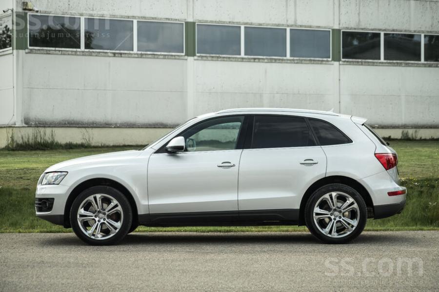 Audi Q5 2010 in Tukums, with an engine capacity of 2.00 L and mileage of 241 thousand km for 12990 €, photo 11 on AUTOMOTO.COM.LV