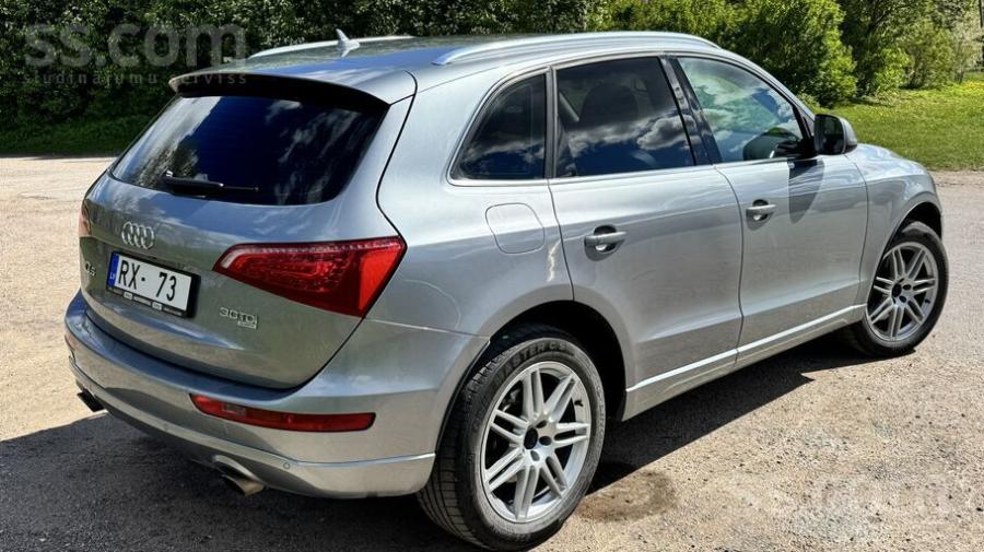 Audi Q5 2010 Kuldīga, ar dzinēja tilpumu 3.00 L un nobraukumu 0 tūkst. km par 8500 €, foto 3 vietnē AUTOMOTO.COM.LV