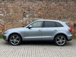 Audi Q5 2010 in Kedainiai, with an engine capacity of 2.97 L and mileage of 298 thousand km for 7999 €, photo 6 on AUTOMOTO.COM.LV
