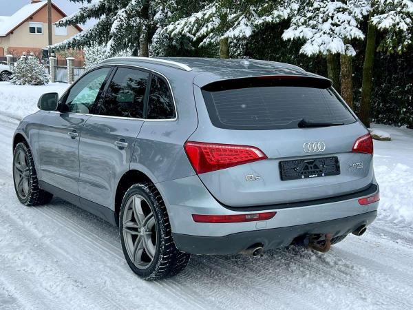 Audi Q5 2010 in Kedainiai, with an engine capacity of 2.97 L and mileage of 298 thousand km for 7999 €, photo 4 on AUTOMOTO.COM.LV