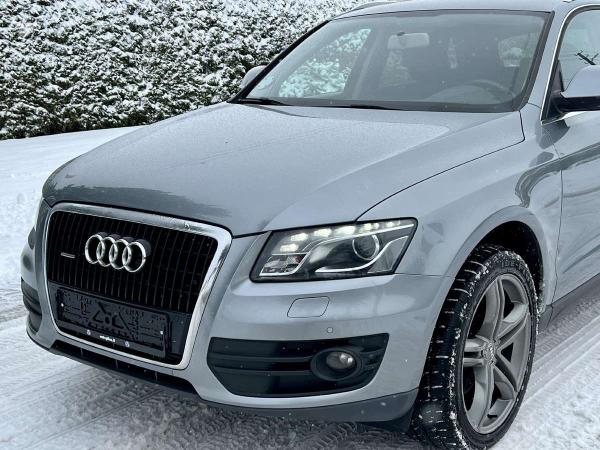 Audi Q5 2010 in Kedainiai, with an engine capacity of 2.97 L and mileage of 298 thousand km for 7999 €, photo 8 on AUTOMOTO.COM.LV