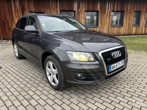 Audi Q5 2010 Tauragė, ar dzinēja tilpumu 3.00 L un nobraukumu 300 tūkst. km par 8300 €, foto 1 vietnē AUTOMOTO.COM.LV