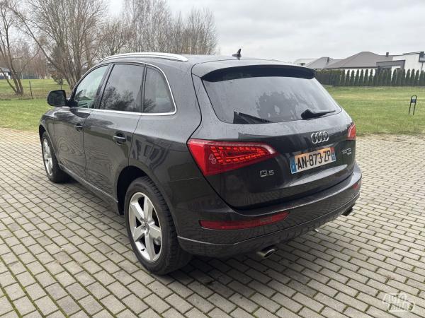 Audi Q5 2010 Tauragė, ar dzinēja tilpumu 3.00 L un nobraukumu 300 tūkst. km par 8300 €, foto 5 vietnē AUTOMOTO.COM.LV