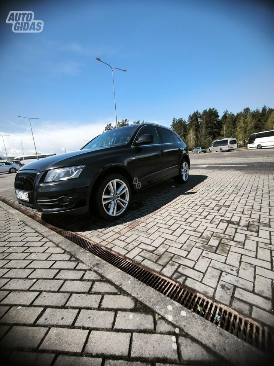 Audi Q5 2010 in Druskininkai, with an engine capacity of 3.00 L and mileage of 327 thousand km for 10300 €, photo 5 on AUTOMOTO.COM.LV