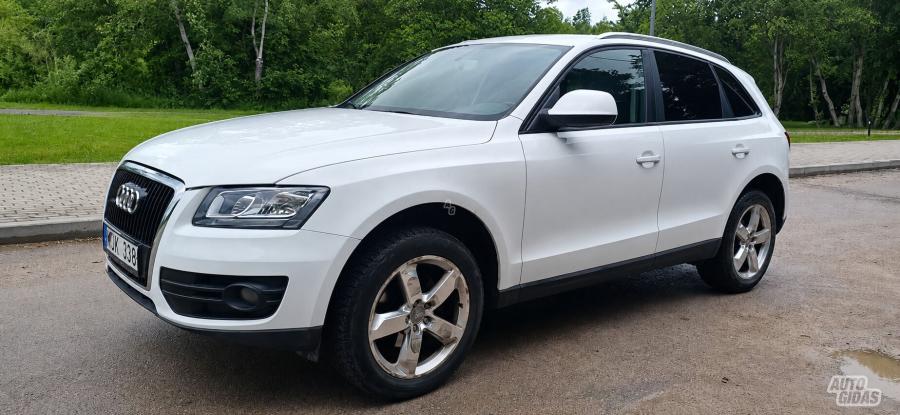 Audi Q5 2010 in Mazeikiai, with an engine capacity of 2.00 L and mileage of 270 thousand km for 7400 €, photo 3 on AUTOMOTO.COM.LV