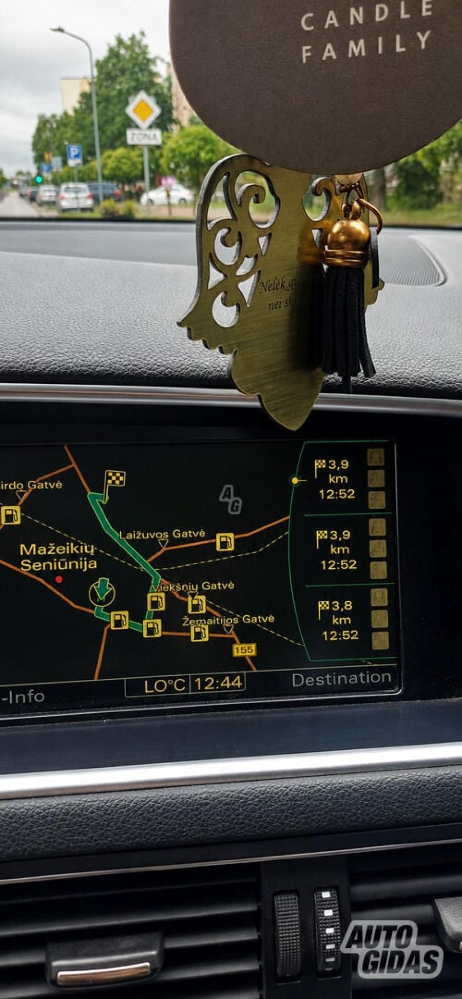 Audi Q5 2010 in Mazeikiai, with an engine capacity of 2.00 L and mileage of 270 thousand km for 7400 €, photo 11 on AUTOMOTO.COM.LV