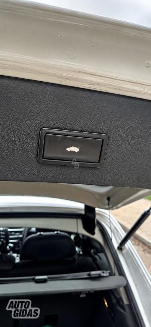 Audi Q5 2010 in Mazeikiai, with an engine capacity of 2.00 L and mileage of 270 thousand km for 7400 €, photo 12 on AUTOMOTO.COM.LV