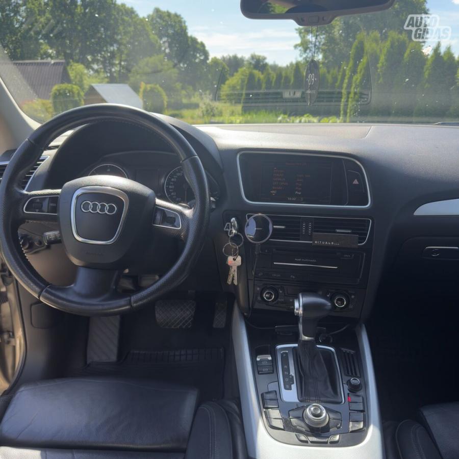 Audi Q5 2010 in Kaunas, with an engine capacity of 3.00 L and mileage of 348 thousand km for 8600 €, photo 7 on AUTOMOTO.COM.LV