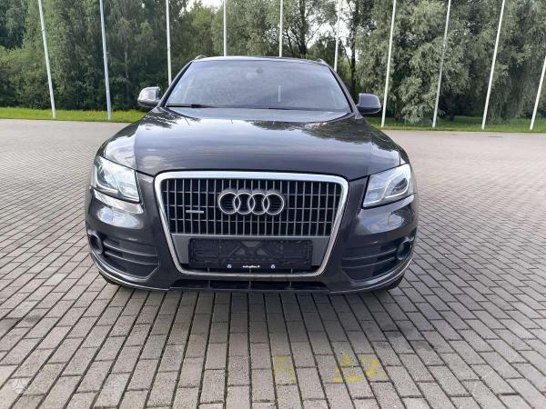 Audi Q5 2010 in Siauliai, with an engine capacity of 1.97 L and mileage of 286 thousand km for 9600 €, photo 2 on AUTOMOTO.COM.LV