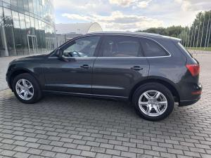Audi Q5 2010 in Siauliai, with an engine capacity of 1.97 L and mileage of 286 thousand km for 9600 €, photo 6 on AUTOMOTO.COM.LV