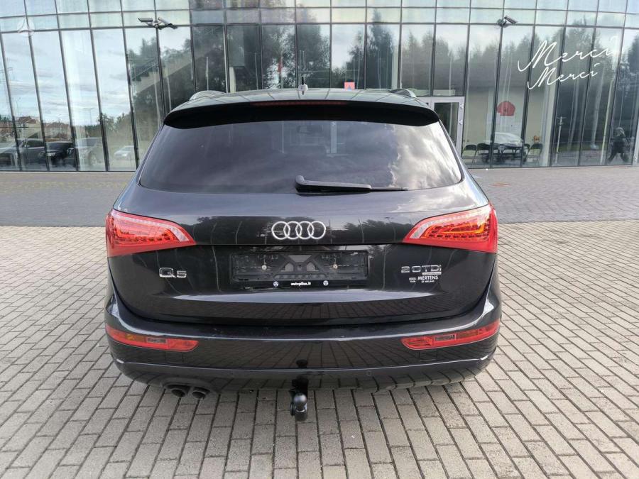 Audi Q5 2010 in Siauliai, with an engine capacity of 1.97 L and mileage of 286 thousand km for 9600 €, photo 9 on AUTOMOTO.COM.LV