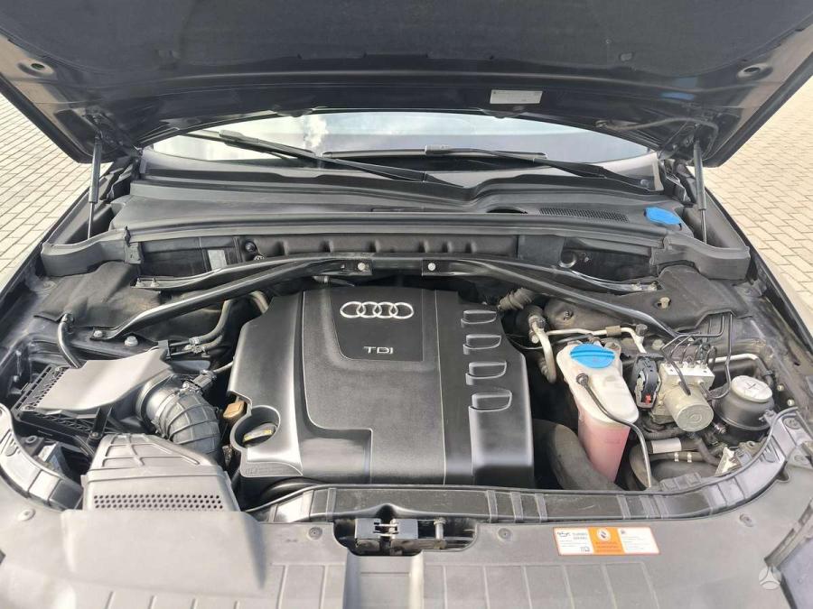 Audi Q5 2010 in Siauliai, with an engine capacity of 1.97 L and mileage of 286 thousand km for 9600 €, photo 12 on AUTOMOTO.COM.LV