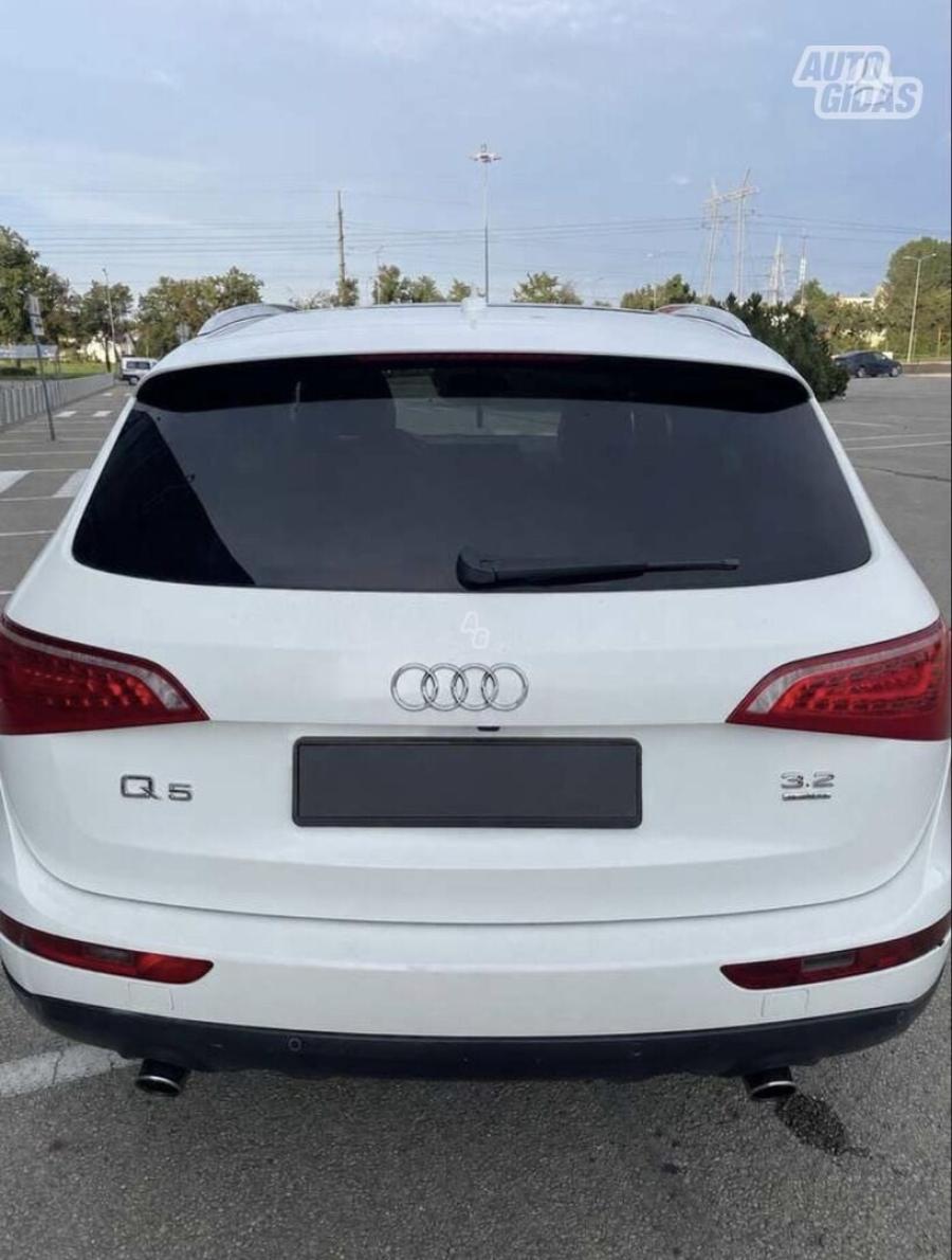 Audi Q5 2010 Šauļi, ar dzinēja tilpumu 3.20 L un nobraukumu 260 tūkst. km par 8900 €, foto 5 vietnē AUTOMOTO.COM.LV