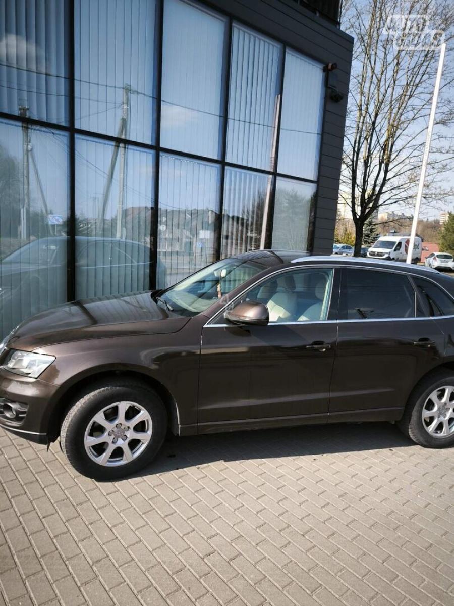 Audi Q5 2011 in Vilnius, with an engine capacity of 2.00 L and mileage of 340 thousand km for 9999 €, photo 12 on AUTOMOTO.COM.LV