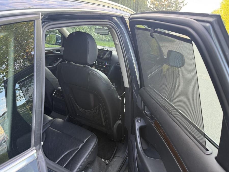 Audi Q5 2011 in Vilnius, with an engine capacity of 3.00 L and mileage of 333 thousand km for 6600 €, photo 18 on AUTOMOTO.COM.LV