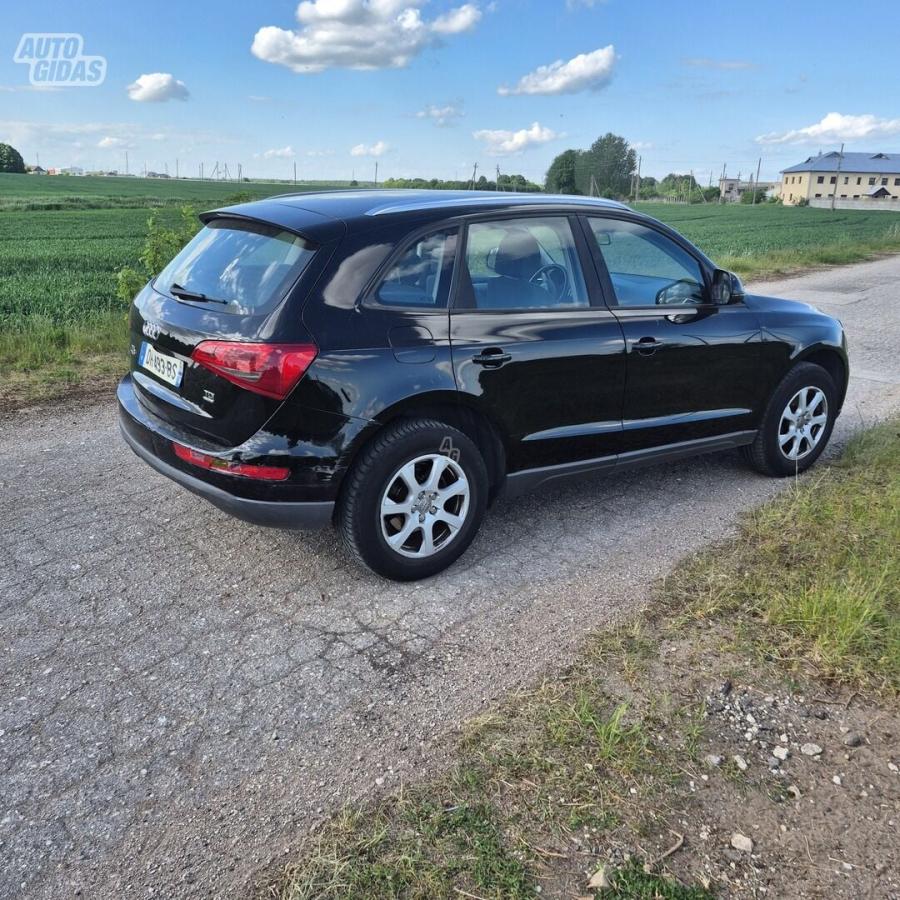 Audi Q5 2011 in Radviliskis, with an engine capacity of 2.00 L and mileage of 360 thousand km for 5500 €, photo 6 on AUTOMOTO.COM.LV