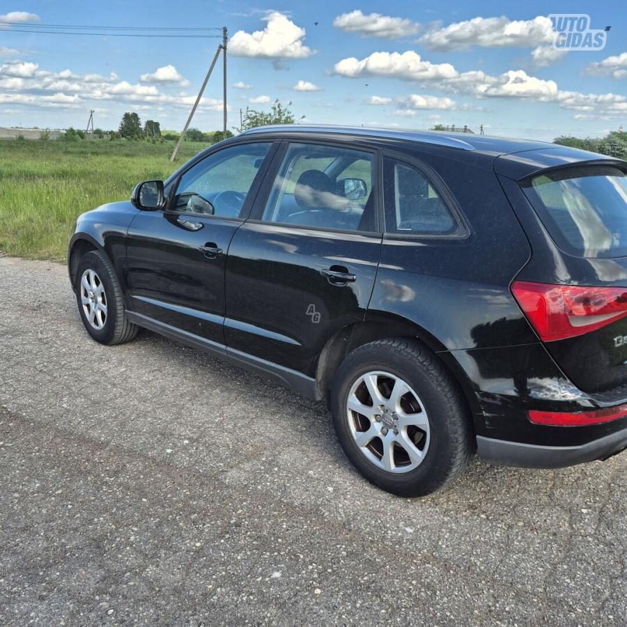 Audi Q5 2011 in Radviliskis, with an engine capacity of 2.00 L and mileage of 360 thousand km for 5500 €, photo 12 on AUTOMOTO.COM.LV