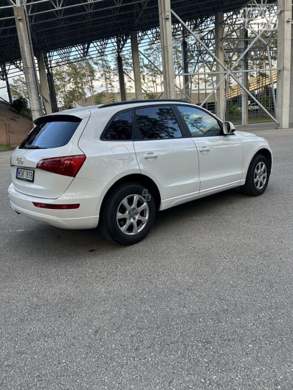Audi Q5 2011 in Druskininkai, with an engine capacity of 2.00 L and mileage of 308 thousand km for 8800 €, photo 5 on AUTOMOTO.COM.LV