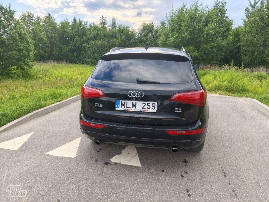 Audi Q5 2011 in Vilnius, with an engine capacity of 3.20 L and mileage of 300 thousand km for 6300 €, photo 6 on AUTOMOTO.COM.LV