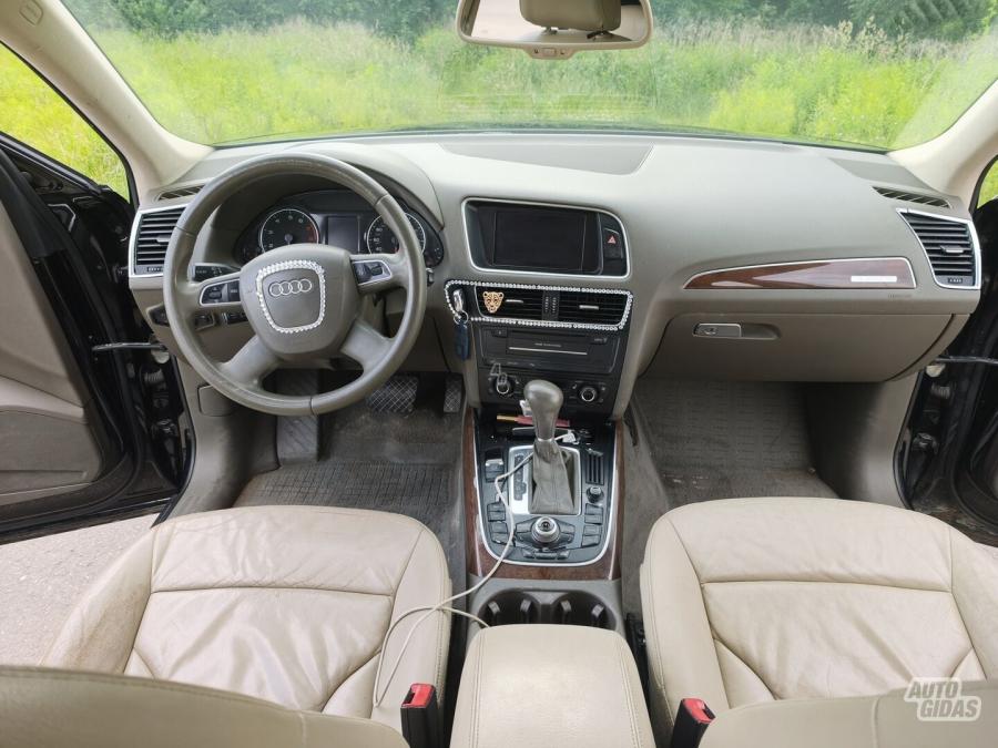 Audi Q5 2011 in Vilnius, with an engine capacity of 3.20 L and mileage of 300 thousand km for 6300 €, photo 19 on AUTOMOTO.COM.LV