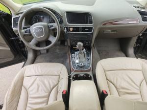 Audi Q5 2011 in Vilnius, with an engine capacity of 3.20 L and mileage of 300 thousand km for 6300 €, photo 20 on AUTOMOTO.COM.LV