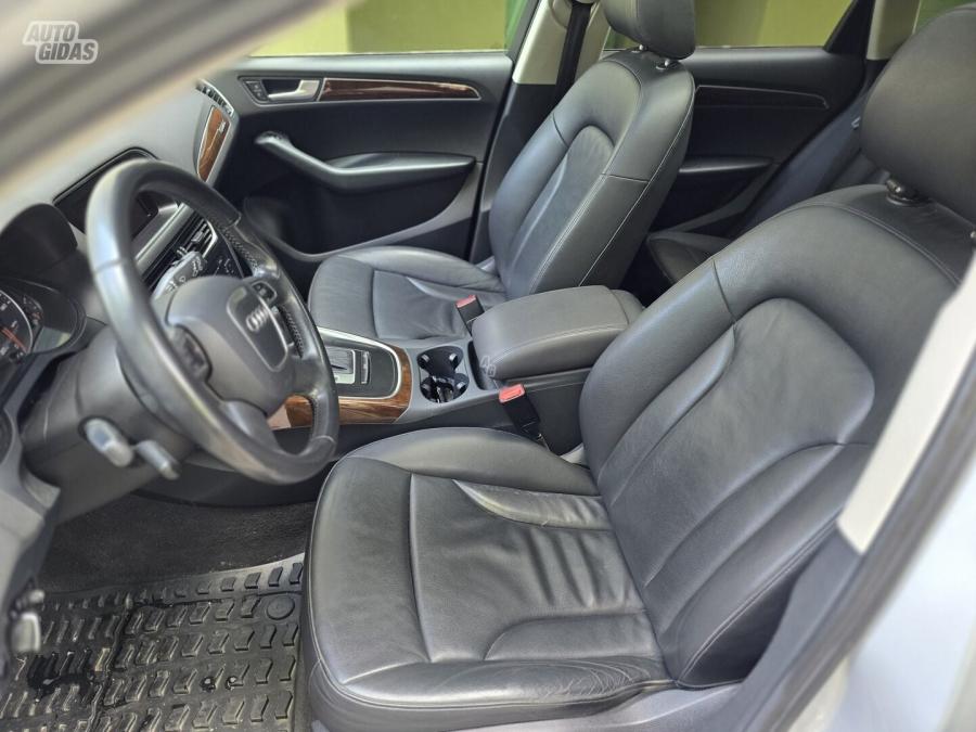Audi Q5 2011 in Vilnius, with an engine capacity of 2.00 L and mileage of 158 thousand km for 7000 €, photo 16 on AUTOMOTO.COM.LV