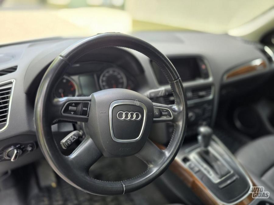 Audi Q5 2011 in Vilnius, with an engine capacity of 2.00 L and mileage of 158 thousand km for 7000 €, photo 18 on AUTOMOTO.COM.LV