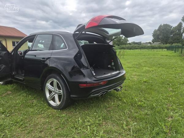 Audi Q5 2011 in Vilnius, with an engine capacity of 2.00 L and mileage of 432 thousand km for 7500 €, photo 8 on AUTOMOTO.COM.LV