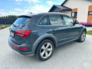 Audi Q5 2011 in Vilnius, with an engine capacity of 2.00 L and mileage of 207 thousand km for 7200 €, photo 5 on AUTOMOTO.COM.LV