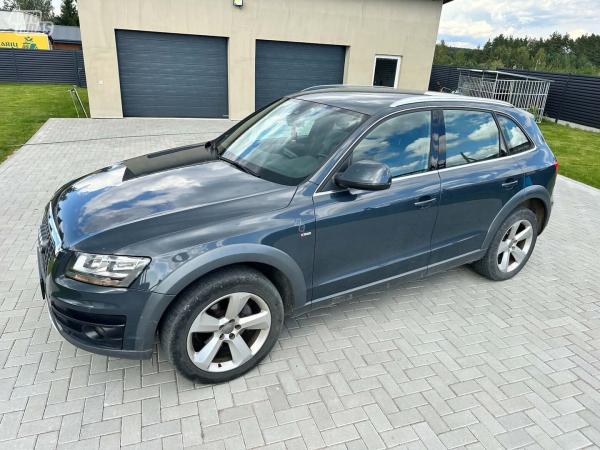 Audi Q5 2011 in Vilnius on AUTOMOTO.COM.LV Audi Q5 2011 in Vilnius, with an engine capacity of 2.00 L and mileage of 207 thousand km for 7200 €, photo 6 on AUTOMOTO.COM.LV