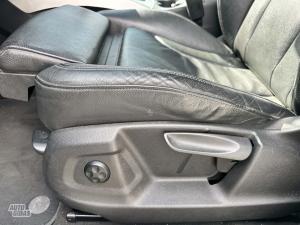 Audi Q5 2011 in Vilnius, with an engine capacity of 2.00 L and mileage of 207 thousand km for 7200 €, photo 16 on AUTOMOTO.COM.LV