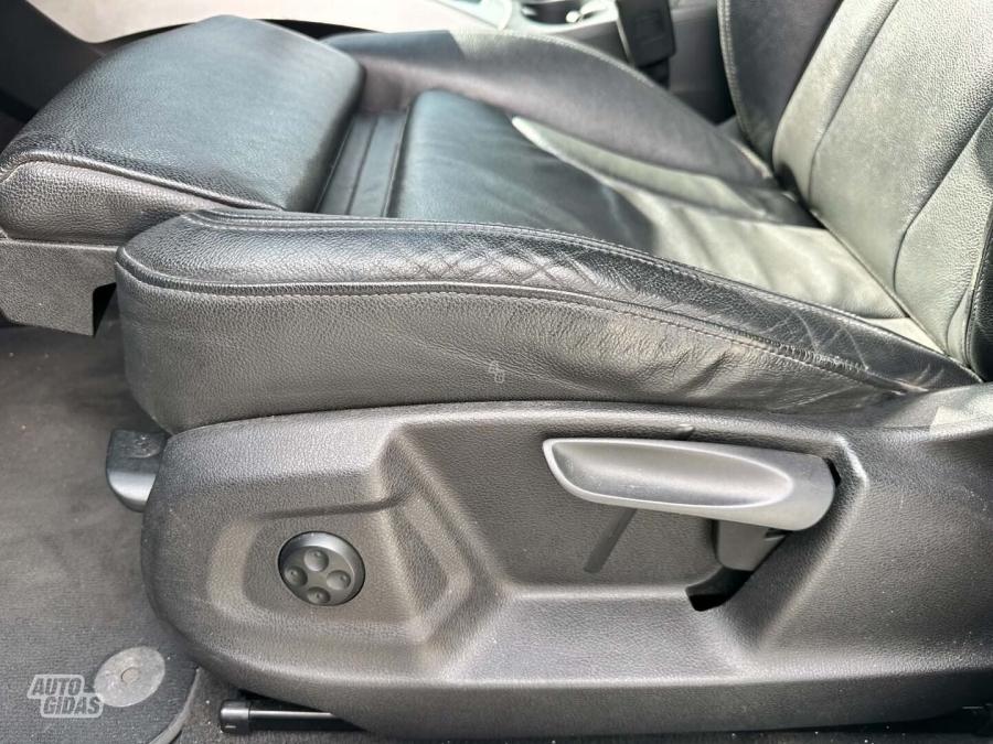 Audi Q5 2011 in Vilnius, with an engine capacity of 2.00 L and mileage of 207 thousand km for 7200 €, photo 16 on AUTOMOTO.COM.LV