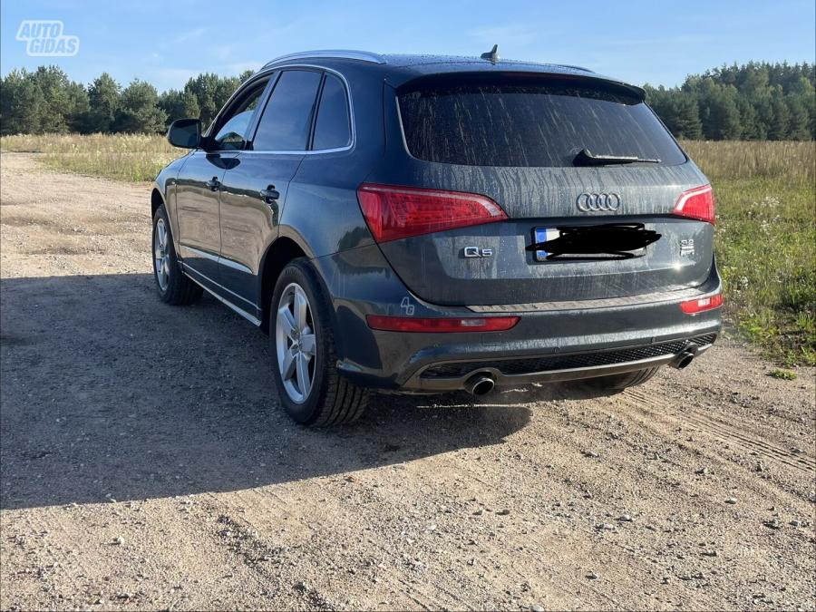 Audi Q5 2011 in Vilnius, with an engine capacity of 3.20 L and mileage of 210 thousand km for 7500 €, photo 3 on AUTOMOTO.COM.LV