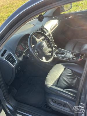 Audi Q5 2011 in Vilnius, with an engine capacity of 3.20 L and mileage of 210 thousand km for 7500 €, photo 6 on AUTOMOTO.COM.LV